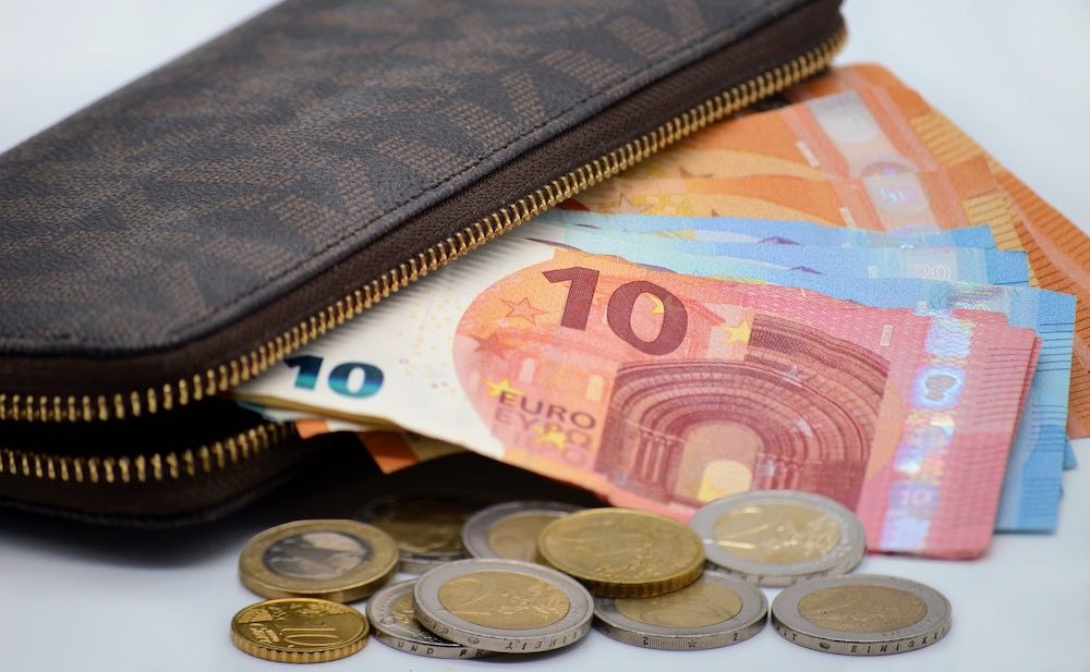 Stravné a základné náhrady od 1. septembra 2022 – Služobka